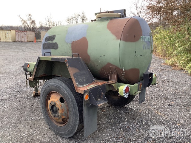 Surplus 1989 US ARMY Tank Automotive Command M149A2 Water Tank Trailer ...