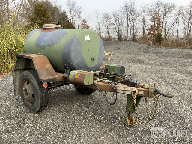 Surplus 1989 US ARMY Tank Automotive Command M149A2 Water Tank Trailer ...