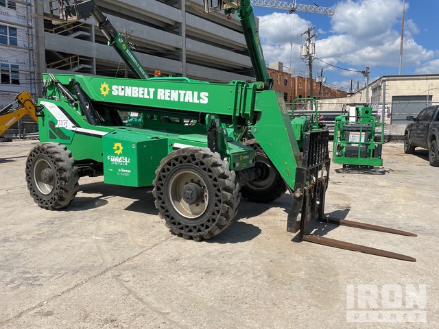 2015 JLG/SkyTrak 8042 Telehandler in Austin, Texas, United States ...