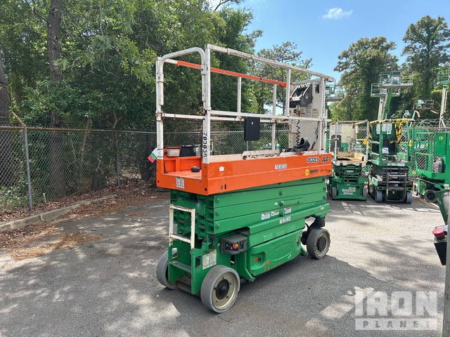 2015 JLG 2632ES Electric Scissor Lift in JACKSONVILLE, Florida, United ...