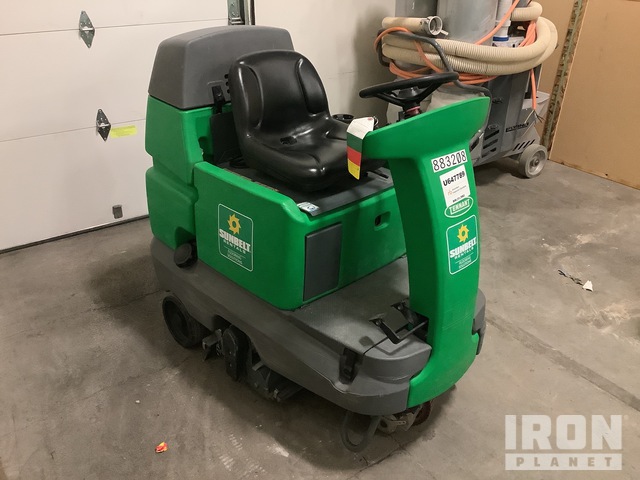 2016 Tennant Readyspace Rider Ride-On Electric Floor Scrubber in La ...