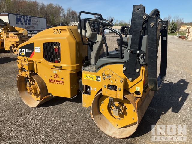 2017 Cat CB24B Double Drum Roller in Hebron, Kentucky, United States ...