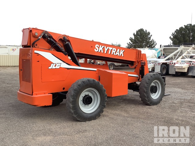2002 SkyTrak 8042 Telehandler in Pecos, Texas, United States ...
