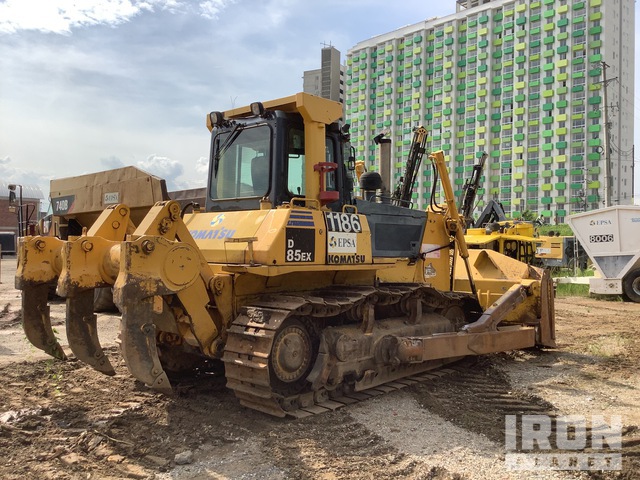 2005 Komatsu D85EX-15 Crawler Dozer in Girón, OTHER, Colombia ...