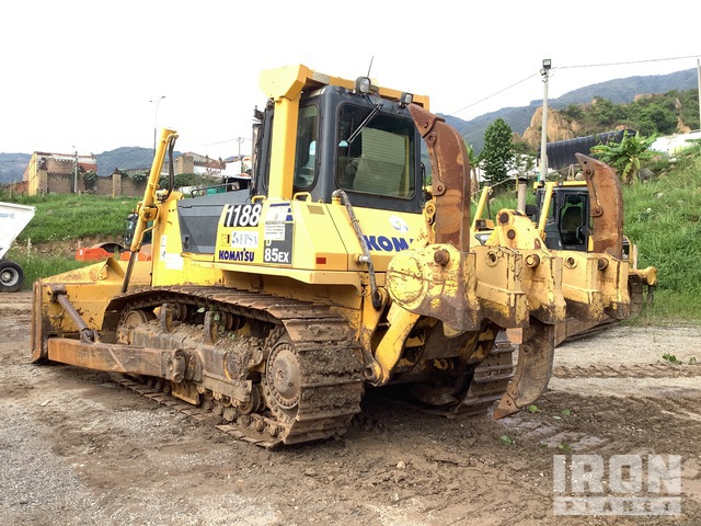 2005 Komatsu D85EX-15 Crawler Dozer in Girón, OTHER, Colombia ...