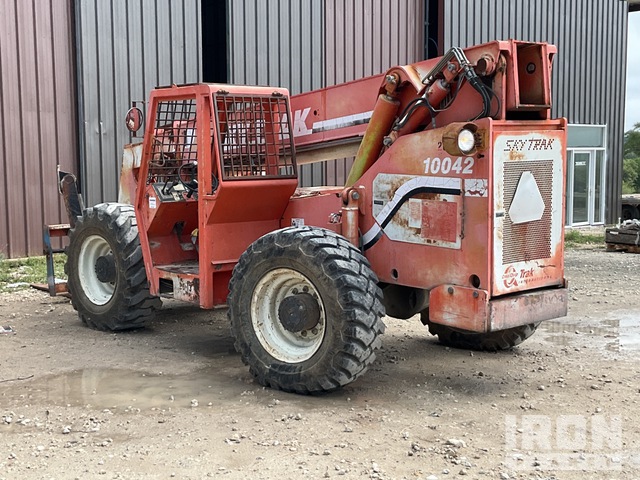 SkyTrak 10042 Telehandler in Spring Branch, Texas, United States ...