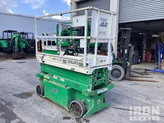 2015 JLG 1932RS Electric Scissor Lift in BOCA RATON, Florida, United ...