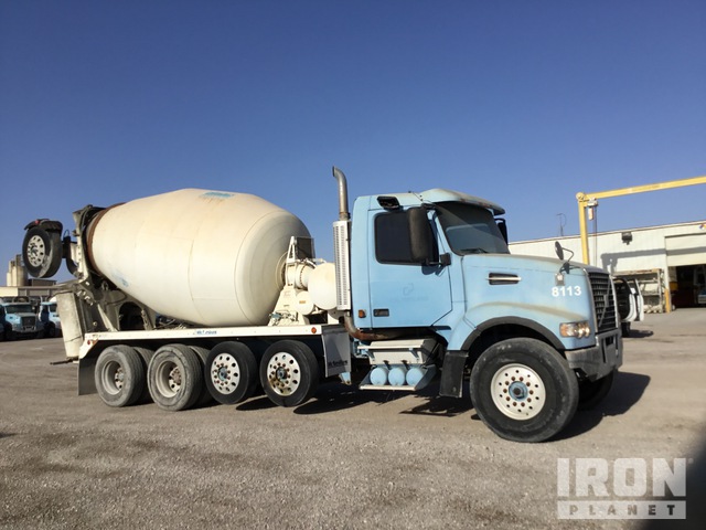 2002 Volvo VHD64F 10x4 Mixer Truck in Henderson, Nevada, United States ...