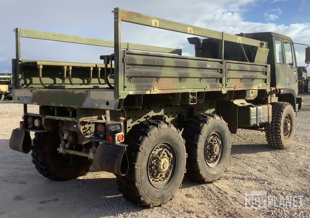 Surplus 1999 Stewart & Stevenson M1083A1 MTV 6x6 Cargo Truck in Kapolei ...