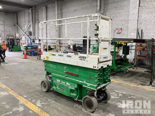 2016 JLG 2632ES Electric Scissor Lift in Bronx, New York, United States ...