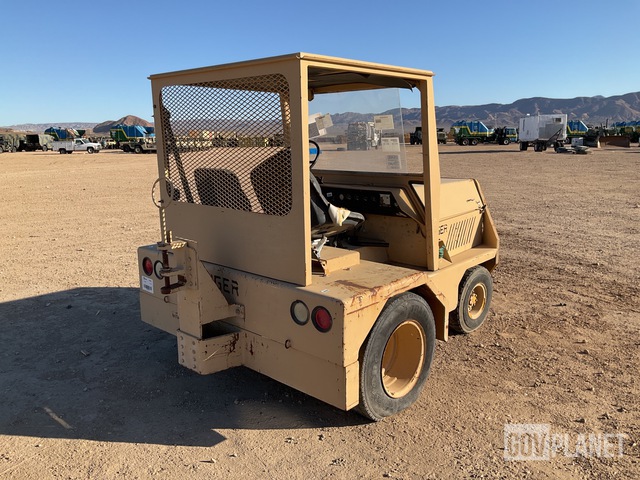 Surplus Tiger Tractor TIG-50 Tow Tractor in Yermo, California, United ...