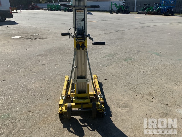 2017 Sumner 2412 Material Hoist in Myrtle Beach, South Carolina, United ...