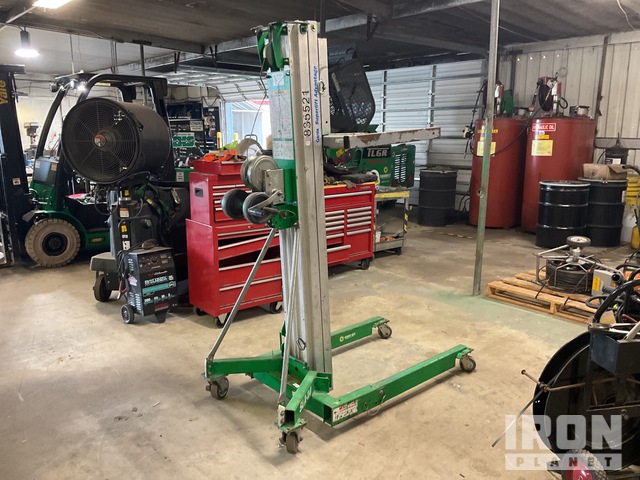 2016 Genie SLA10 Material Hoist (Inoperable) in ORLANDO, Florida ...