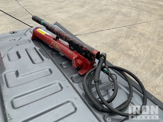 2017 Power Team P55 Hydraulic Hand Pump in Baton Rouge, Louisiana ...