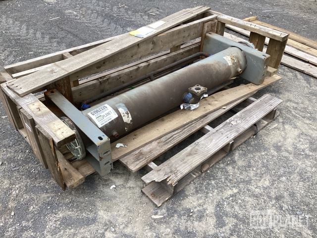 Surplus Carrier 90C02-6342-01 Refrigeration Condenser in Chambersburg ...