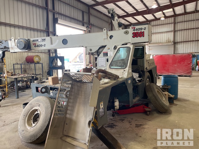 Grove YB4409-2 9 ton 4x2 Carry Deck Crane in Houston, Texas, United ...