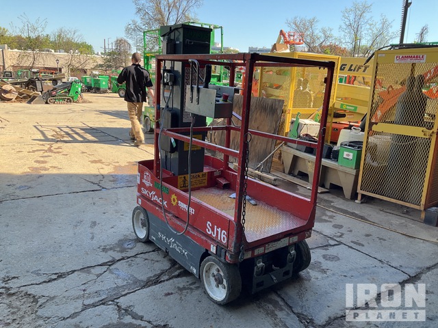 2015 Skyjack SJ16 Electric Vertical Mast Lift in McLean, Virginia ...