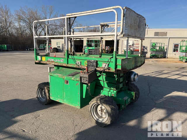 2012 JLG 260MRT Dual Fuel 4x4 Scissor Lift in Countryside, Illinois ...