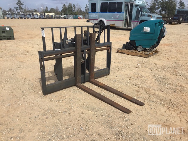 Surplus Bobcat 60 Side Tilt Carriage in Albany, Georgia, United States ...