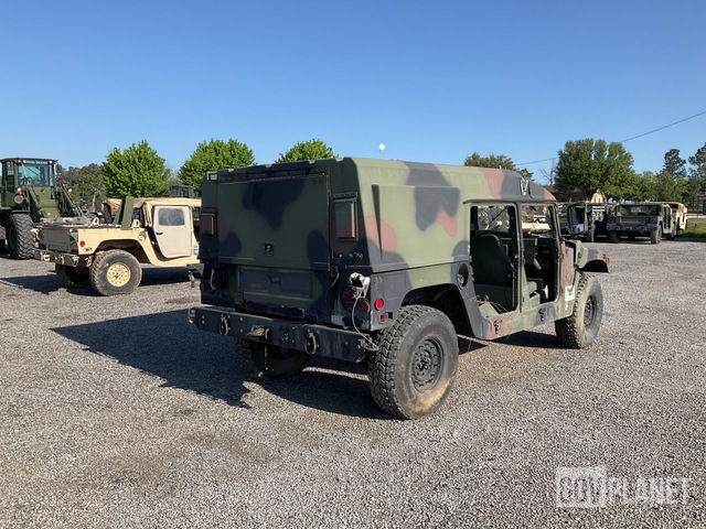 Surplus 2000 AM General M1097A2 HMMWV 4 Door Hard Top w/Helmet Top in ...