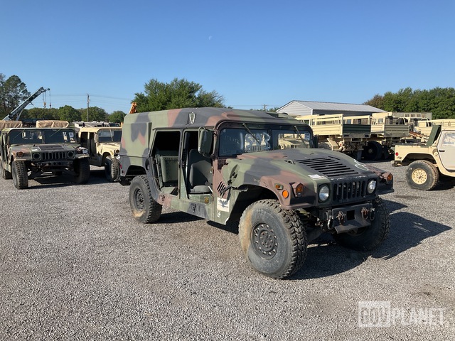 Surplus 2000 AM General M1097A2 HMMWV 4 Door Hard Top w/Helmet Top in ...