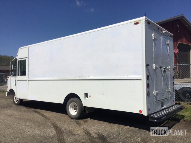 2006 Ford Econo 4x2 Step Van in Athens, Ohio, United States ...