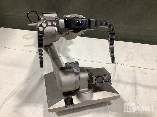 Surplus (1) iRobot Packbot Arm & (1) iRobot Packbot Dual Microcharger ...