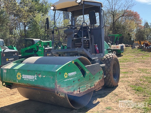 2015 Hamm H7I Smooth Drum Compactor in Warrenton, Virginia, United ...