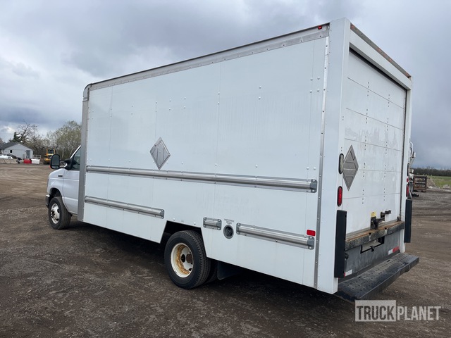 2017 Ford E-450 4x2 Step Van in Caledon East, Ontario, Canada (IronPlanet Item #9643974)