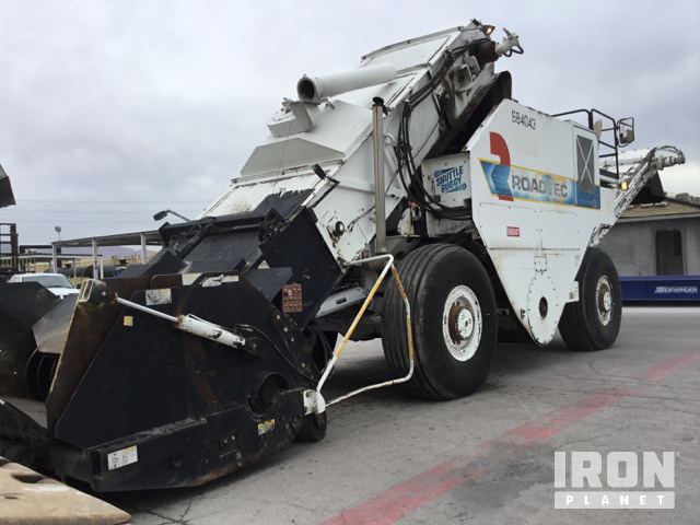 2000 Roadtec SB-2500B Asphalt Transfer Machine in North Las Vegas ...