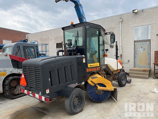 2017 Lay-Mor SM450-ST Self-Propelled Broom in KANSAS CITY, Missouri ...