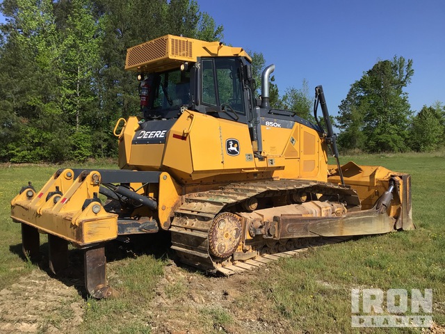 2017 John Deere 850K Crawler Dozer in Bauxite, Arkansas, United States ...