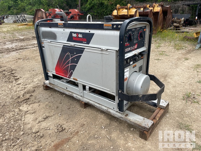 2018 Red-D-Arc D300K 3+3 300 A Multi-Process Engine Driven Welder in ...
