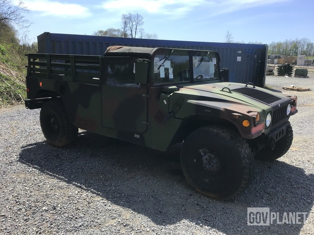 Surplus 2009 AM General M1097R1 HMMWV 2 Door Soft Top w/Truck Body in ...