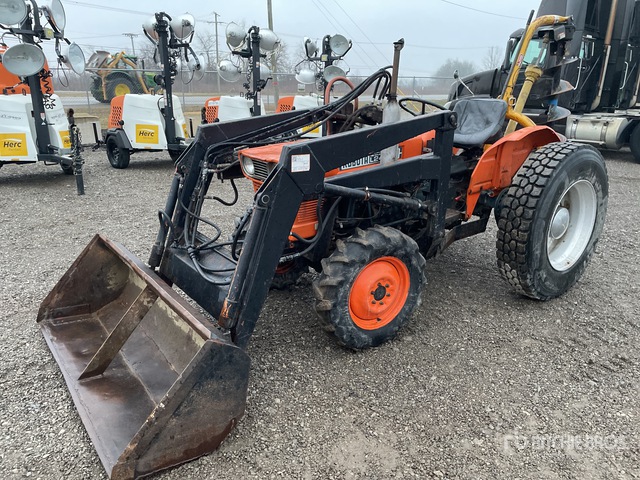 1981 Kubota L245DT 4WD Utility Tractor in Carleton, Michigan, United ...