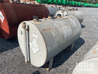 Newberry Tanks 250 gal Steel Diesel Tank in Westlake, Louisiana, United ...