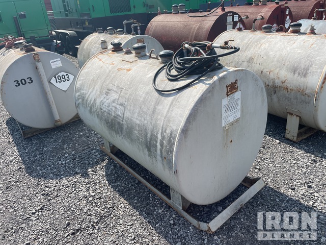 Newberry Tanks 250 gal Skid Mounted Steel Diesel Tank in Westlake ...