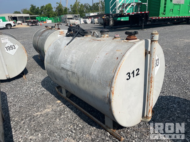 Newberry Tanks 250 gal Skid Mounted Steel Diesel Tank in Westlake ...