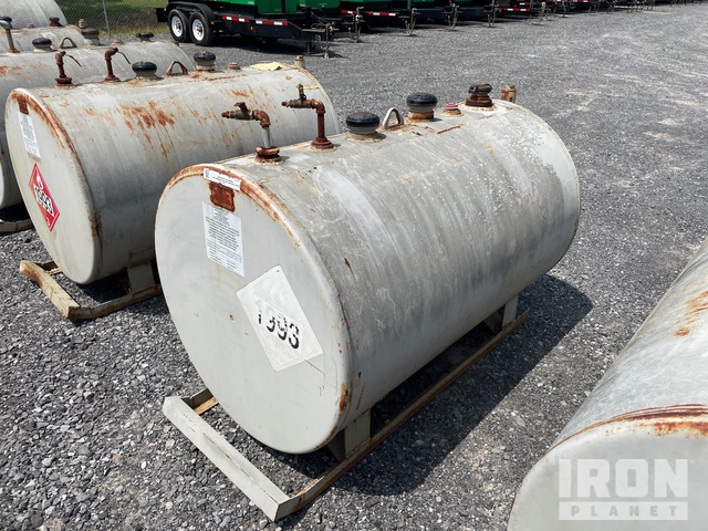 Newberry Tanks 250 gal Skid Mounted Steel Diesel Tank in Westlake ...