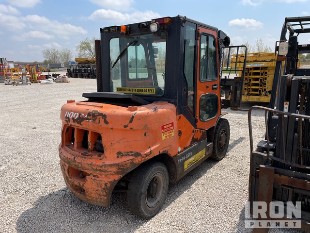 2014 Doosan D35S-5 6950 lb Pneumatic Tire Forklift in Morris, Illinois ...