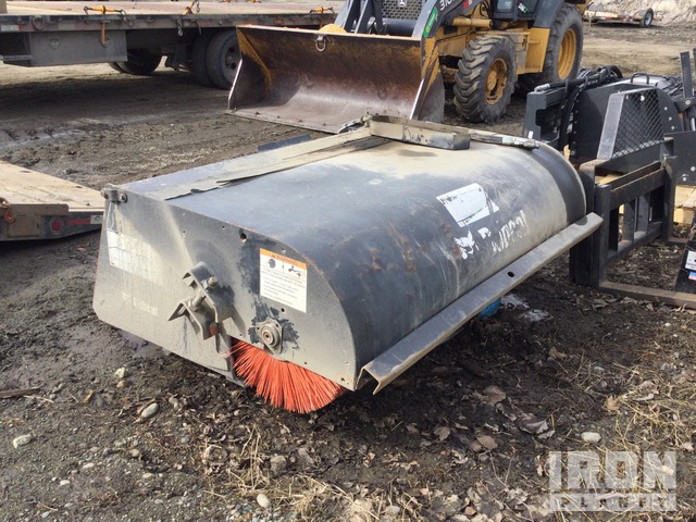 2010 Bobcat 72 Skid Steer Sweeper in Palmer, Alaska, United States ...