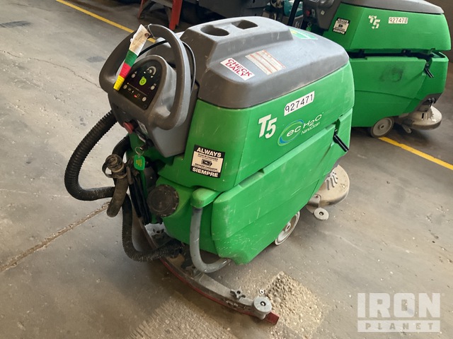 2016 Tennant T5 Walk-Behind Electric Floor Scrubber in Lindenhurst, New ...
