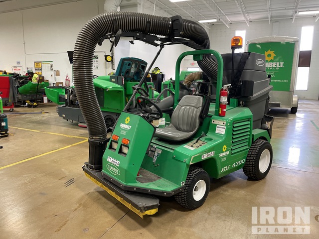 2016 Tennant ATLV 4300 Ride-On Floor Sweeper in NEW BERLIN, Wisconsin ...