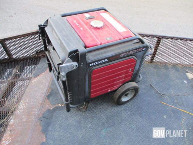 2011 Honda EU6500IS portable Generator 110, 220 volts in Cincinnati ...