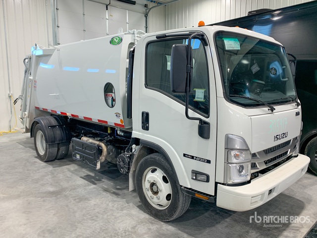 New Way 8YD Diamondback on Isuzu Chassis with Perkins D6620-27K ...