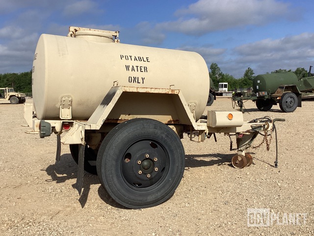 Surplus 2008 US ARMY Tank Automotive Command M149A2 Water Tank Trailer ...