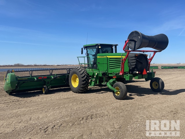 2012 John Deere D450 35 ft Swather in Estevan, Saskatchewan, Canada ...