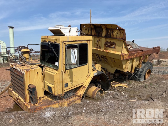 1990 Cat D25D Articulated Dump Truck