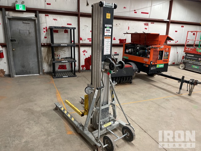 2017 Sumner 2124 Material Hoist in GUELPH, Ontario, Canada (IronPlanet ...