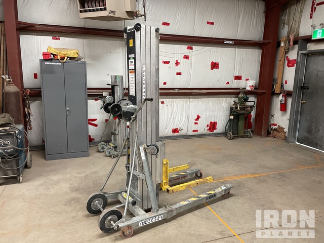 2017 Sumner 2124 Material Hoist in GUELPH, Ontario, Canada (IronPlanet ...